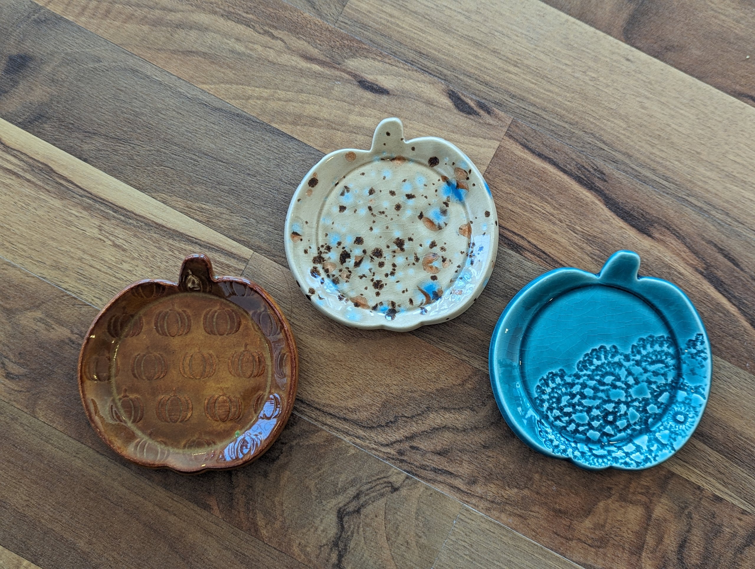 Handbuilt Pumpkin Dishes! | Act 3 Pottery